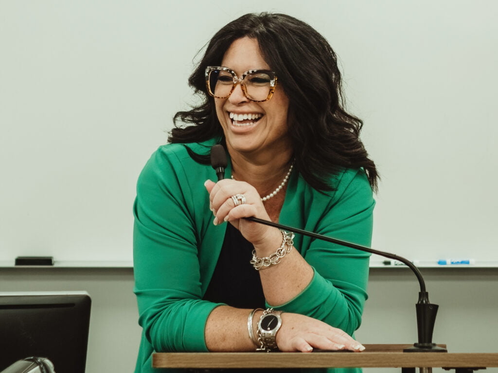 No Controls | Jacqueline Biollo, MBA, ICD.D – Ladies Corner