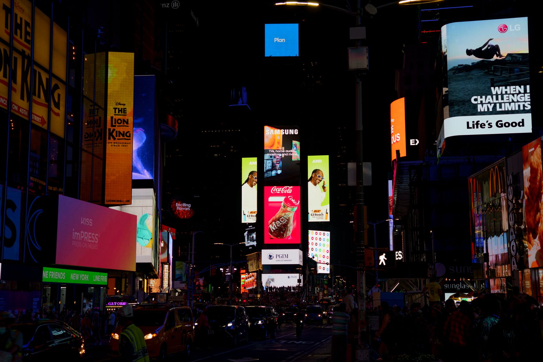 Thousands Find Inner Peace at the 2026 Solstice in Times Square Yoga ...